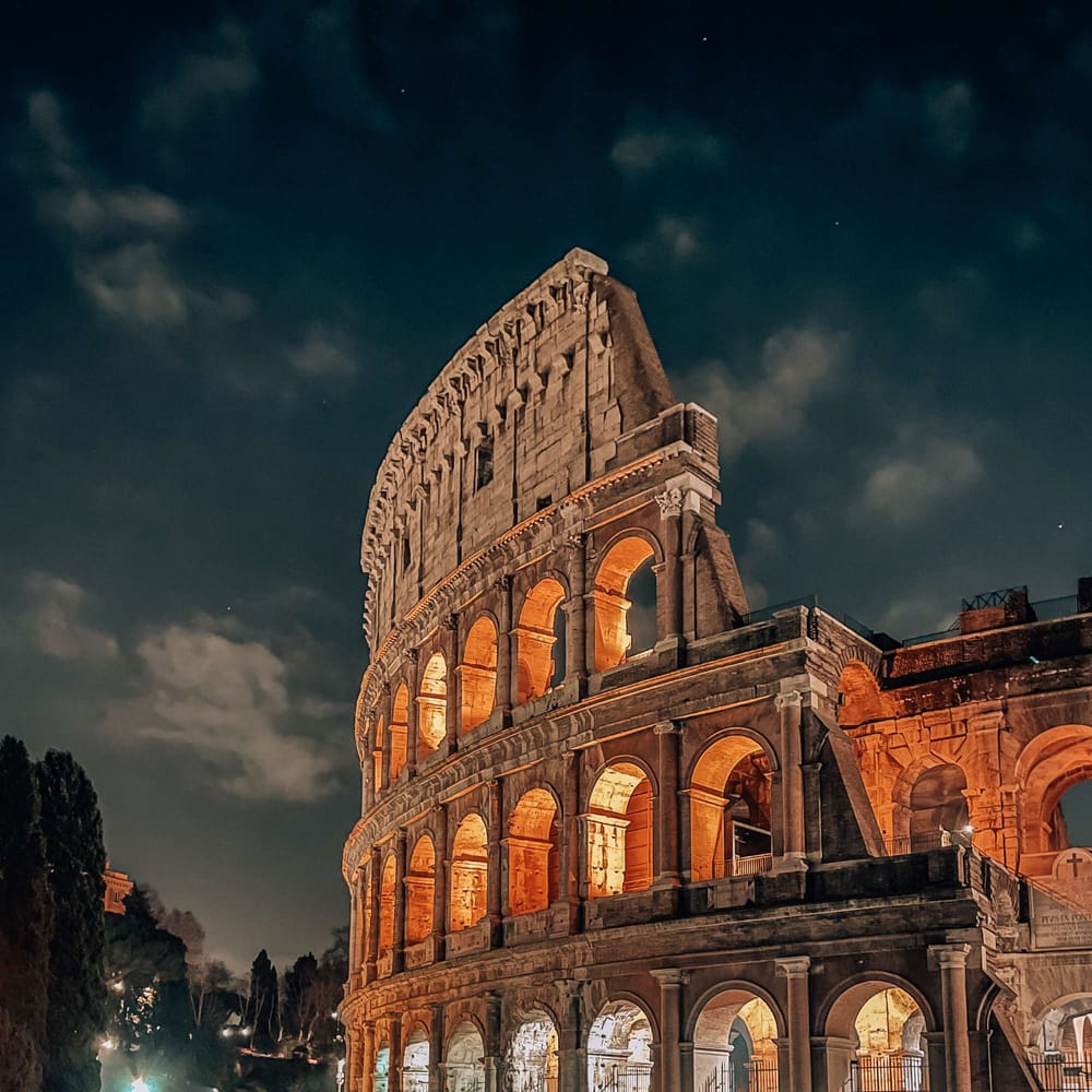 How did Romans Flood the Colosseum for Naval Battles in the Arena?
