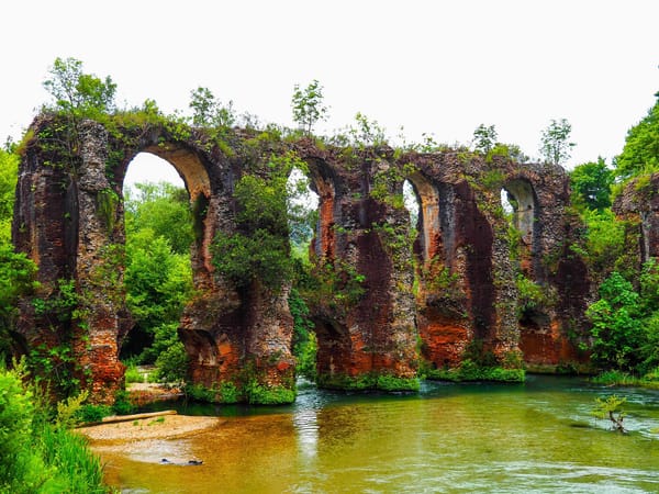 The Marvels of Ancient Roman Aqueducts: Engineering Mastery That Stood ...
