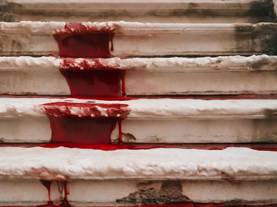 Born in the Purple: Τhe Ιmperial Color of the Roman Empire